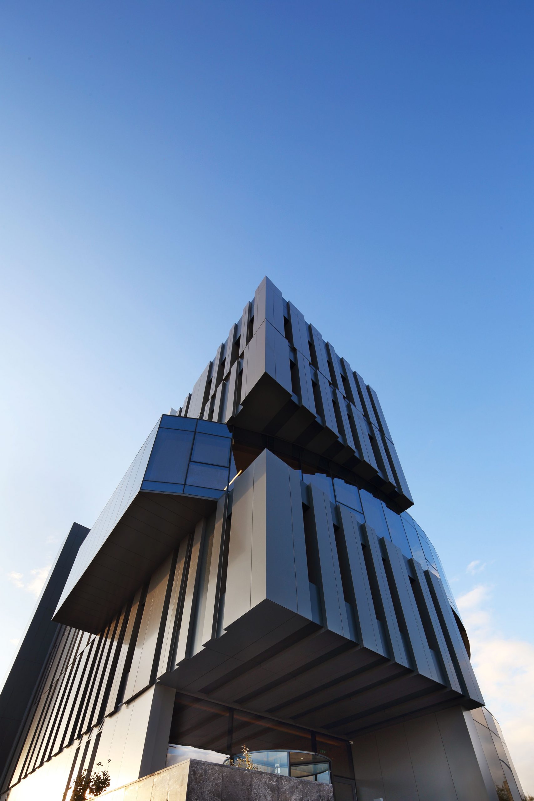 The Edge Offices – Photiou Architects